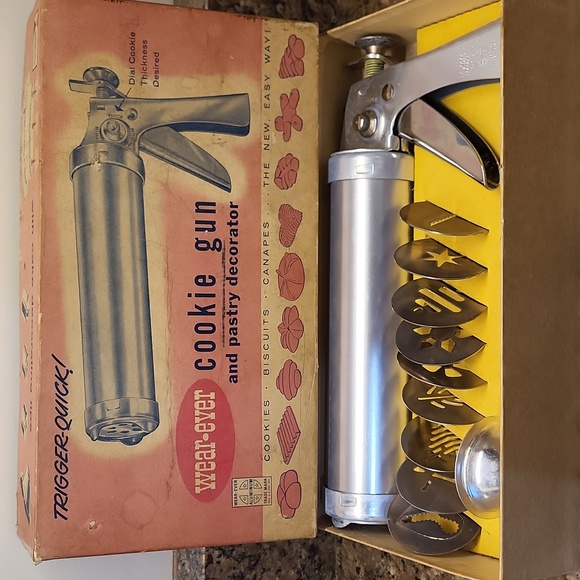 Wear-Ever | Kitchen | Vintage Wearever Cookie Gun | Poshmark